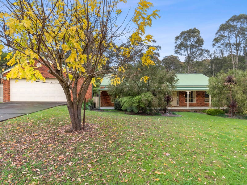 11 Lisa Place, Sunshine Bay, NSW 2536 - realestate.com.au