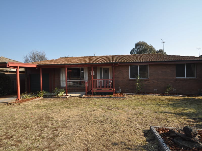 7 Warra Street, Cooma, NSW 2630 - Property Details