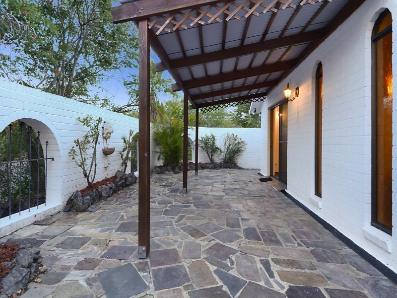 2 Kinbrace Street, Ferny Grove, QLD 4055 - realestate.com.au