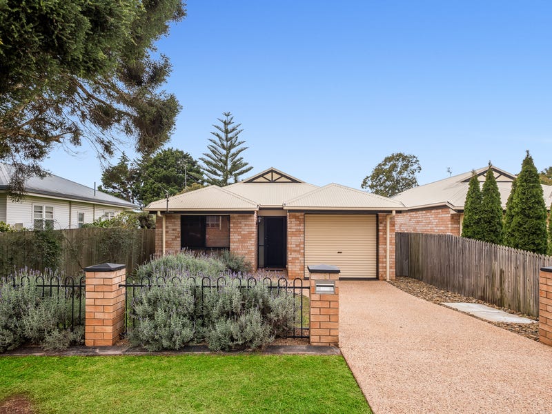 4 Devon Street, Newtown, Qld 4350 - Property Details