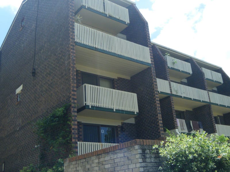 77 Warren Street, St Lucia, QLD 4067 - realestate.com.au