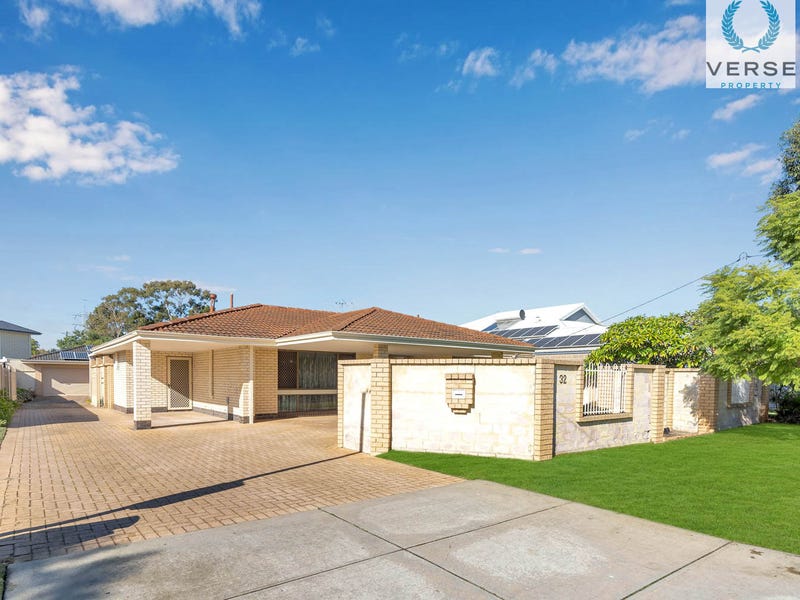 32 Glennon Way, Rossmoyne, WA 6148 - Property Details
