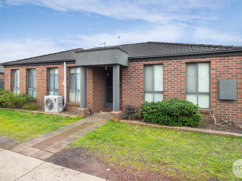 1/343 Gillies St North, Wendouree, Vic 3355 - Property Details
