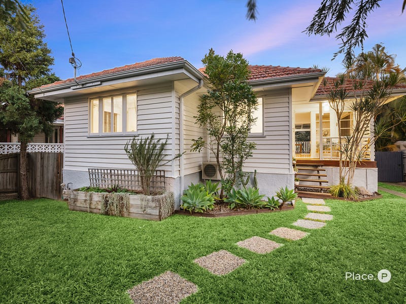 11 Lisle Street, Tarragindi, Qld 4121 - Property Details