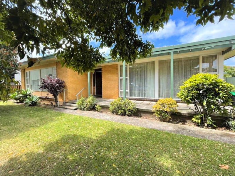 113 Commercial Road, Koroit, Vic 3282 - Property Details