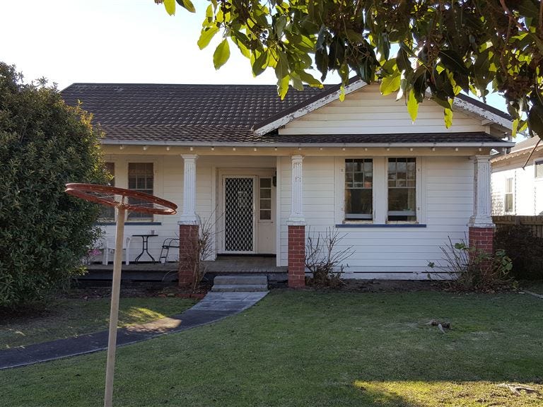 9 Duke Street, Yarram, Vic 3971 - Property Details