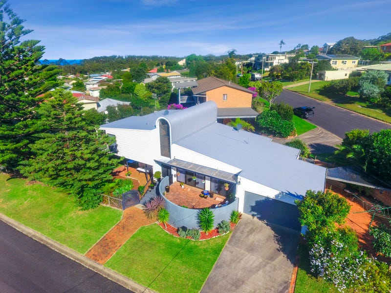 2 Pine Street, Batehaven, NSW 2536 - Property Details