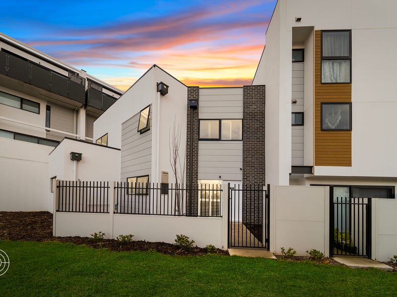1/221 John Gorton Drive, Wright, ACT 2611 - realestate.com.au