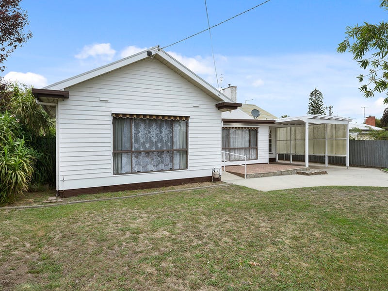 8 Adrian Street, Colac, Vic 3250 - Property Details