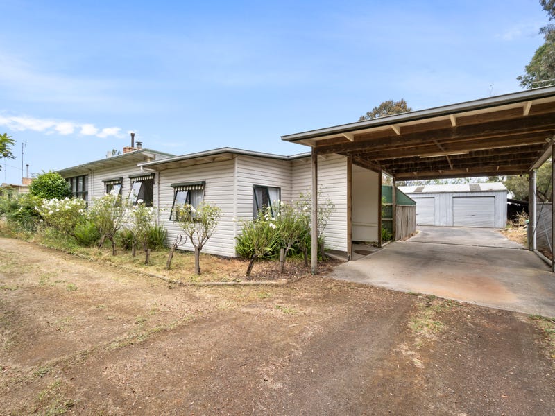 1 Murrock Street, Simpson, Vic 3266 - Property Details