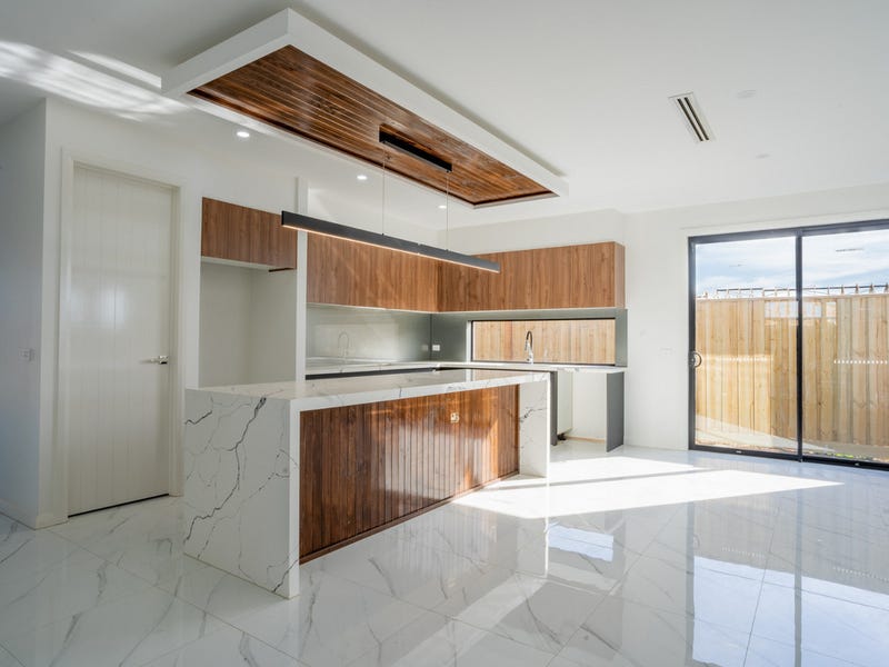 13 Tolhurst Street, Tarneit, Vic 3029 - Property Details