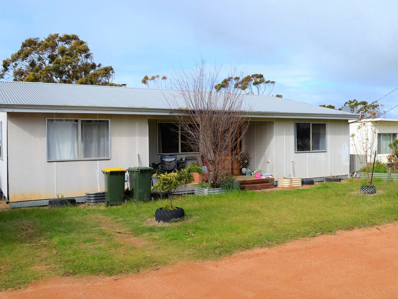 12 Lancaster Road, Jerramungup, WA 6337 - Property Details