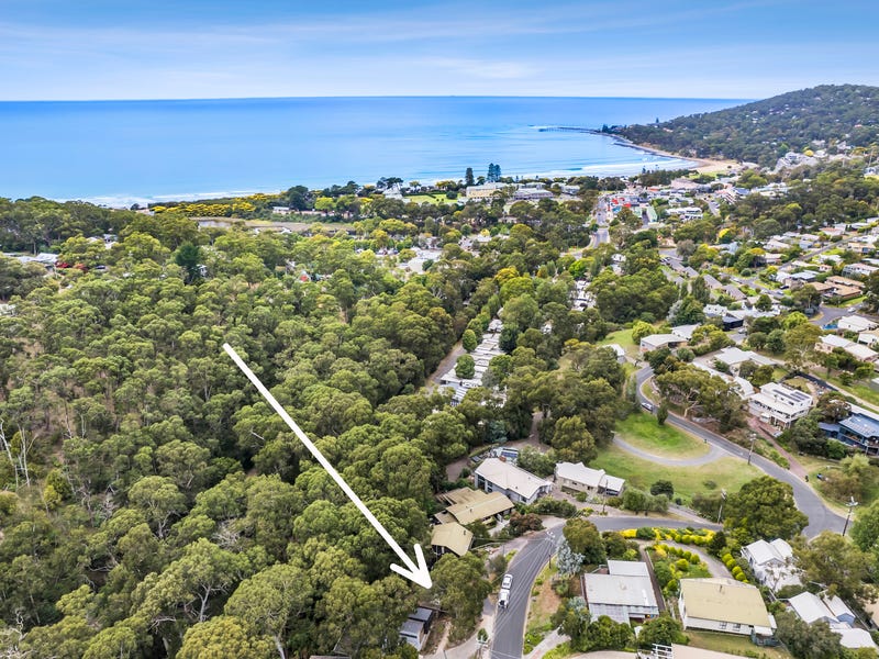 10 Richardson Boulevard, Lorne, VIC 3232 - realestate.com.au