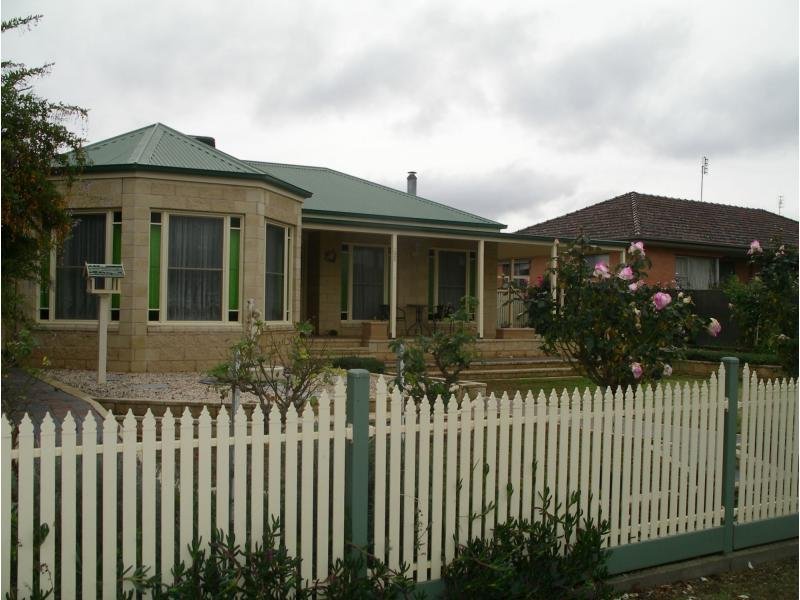 55 Lakeview Street, Boort, Vic 3537 - Property Details