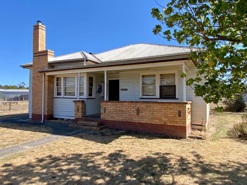 6 Back Raglan Road, Beaufort, Vic 3373 - Property Details