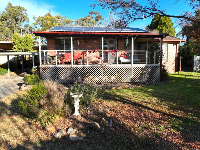 23 Robinson Avenue, Glen Innes, NSW 2370 - realestate.com.au