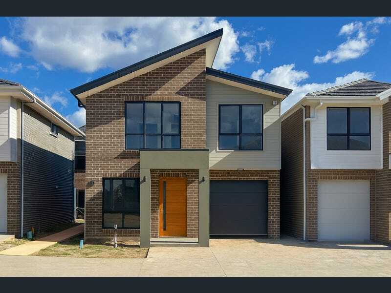 Riverstone - address available on request - Townhouse for Sale ...