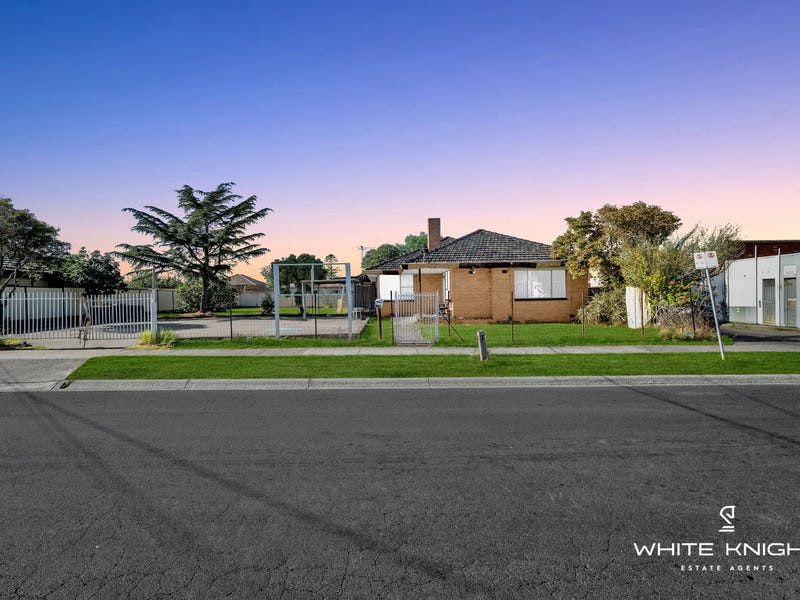 Houses for Sale in Maidstone, VIC 3012 (+5 locations) Pg. 15 ...