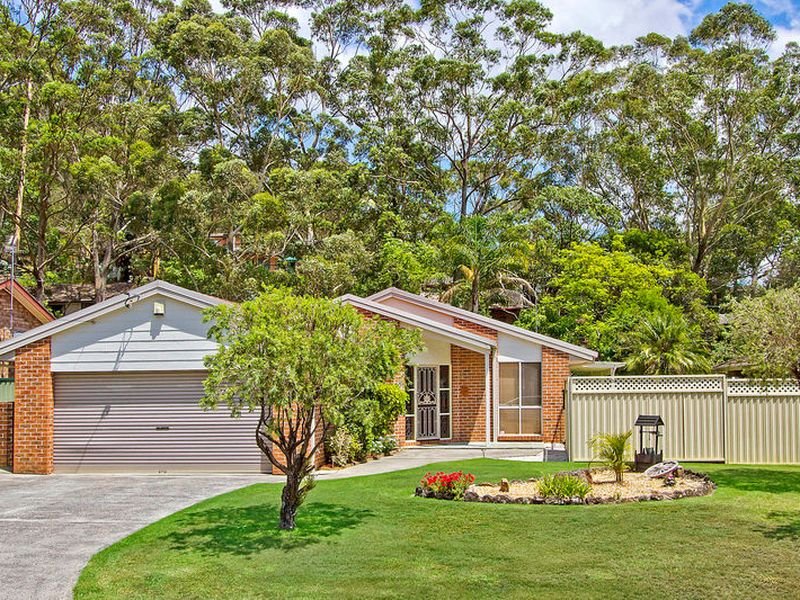 8 Robson Close, Point Clare, NSW 2250 - realestate.com.au