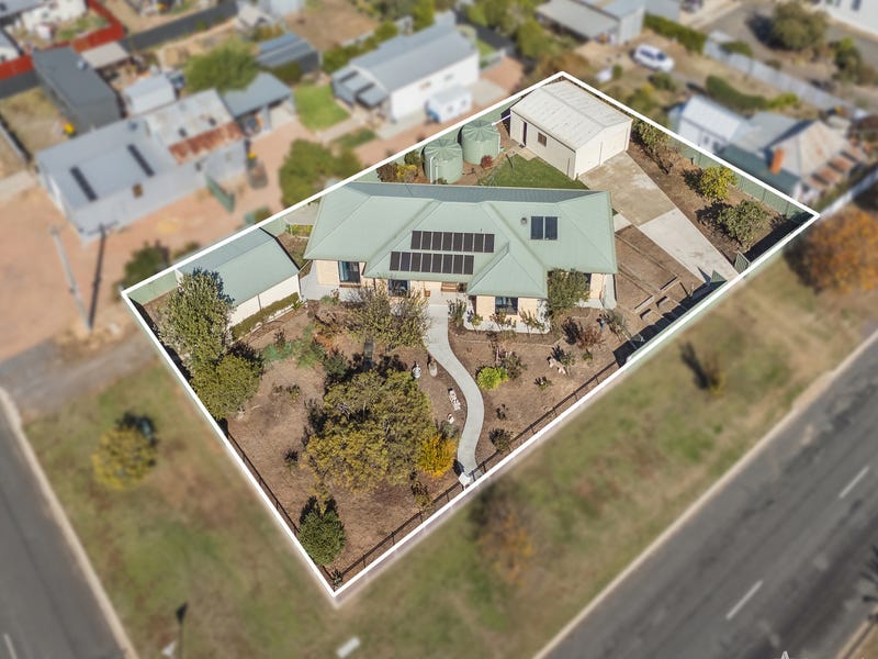 8 Green Street, Carisbrook, Vic 3464 - Property Details