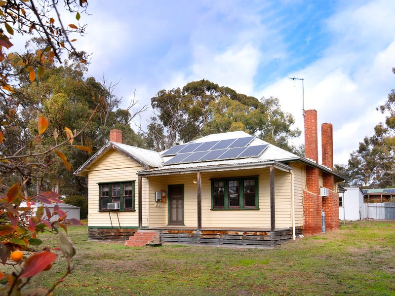 30 Lyons Street, Newstead, Vic 3462 - Property Details