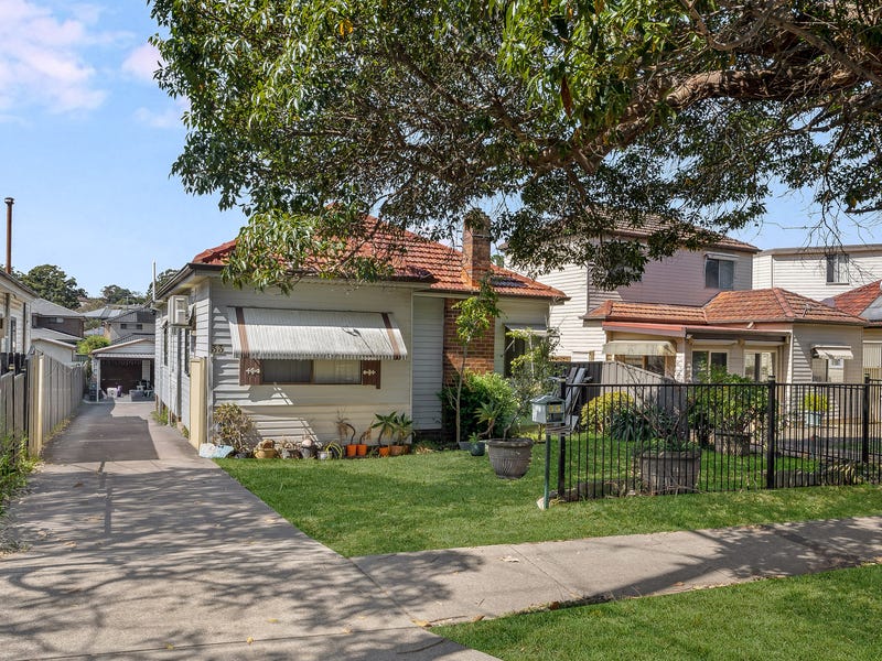 33 Walter Street, Mortdale, NSW 2223 - Property Details