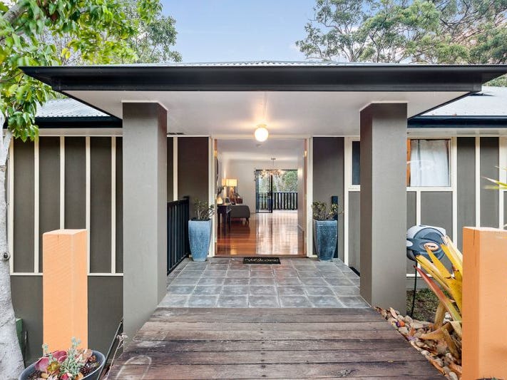 7 Forest Drive, Elanora, Qld 4221 - Property Details