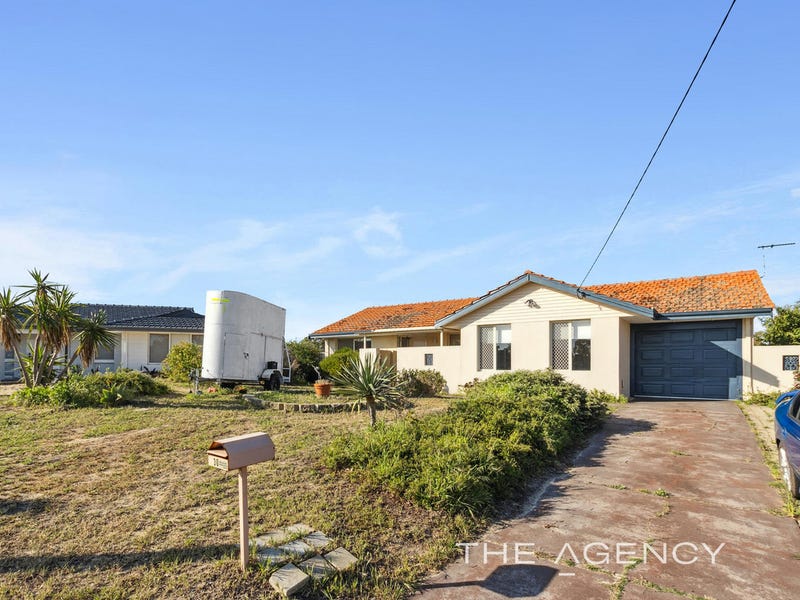 30 Hughes Court, Padbury, WA 6025 - Property Details