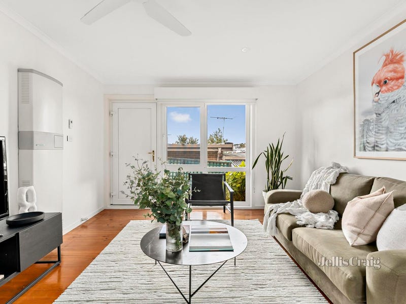 2/25-27 Hanson Street, Niddrie, Vic 3042 - Property Details