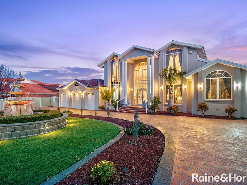 25 The Grove, Hillside, Vic 3037 - Property Details