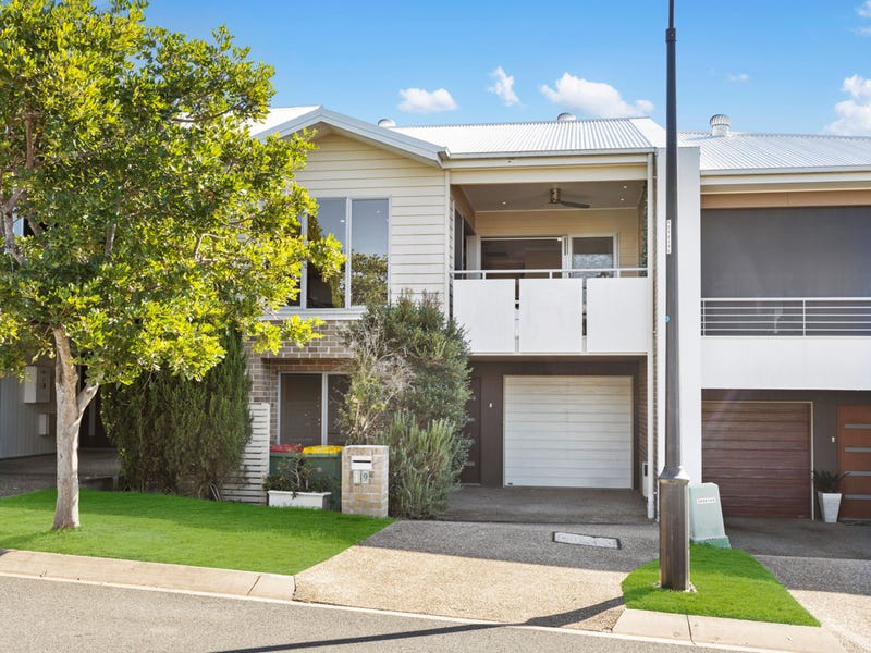 19 Hookes Terrace, Springfield Lakes, QLD 4300 - realestate.com.au
