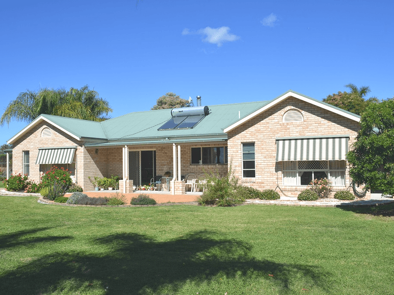 48 Hampton Court, Inverell, NSW 2360 - Property Details