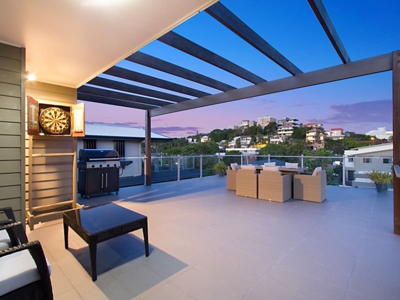 42 Sunshine Parade, Miami, Qld 4220 - Property Details