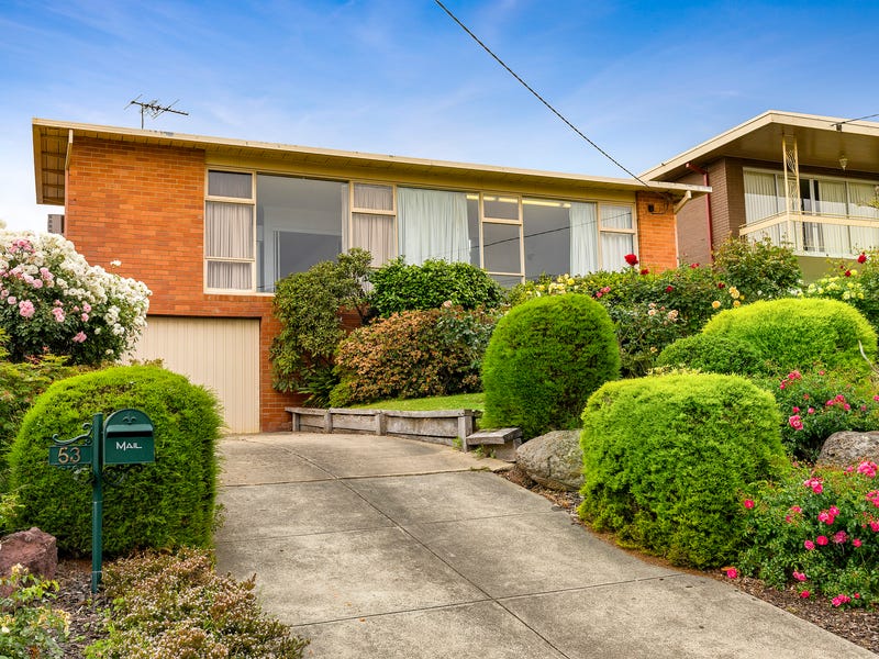 53 Pinnacle Crescent, Bulleen, Vic 3105 - Property Details