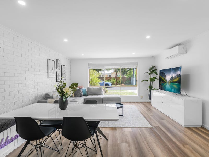 1/2 Weeden Drive, Werribee, Vic 3030 - Property Details