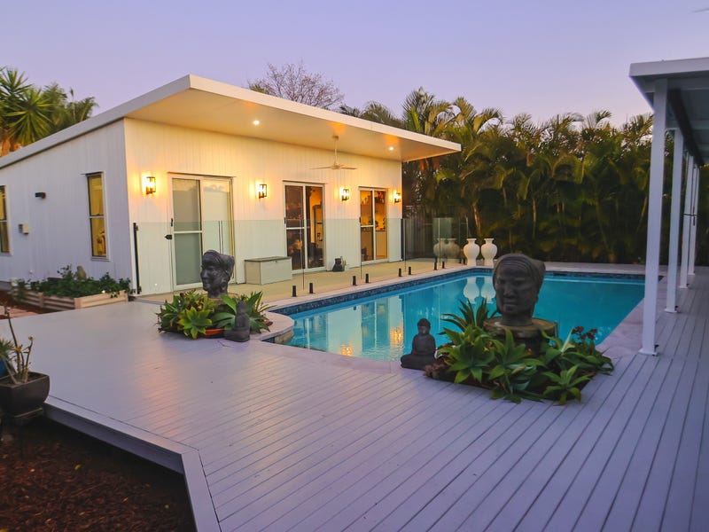 7 Timana Avenue, Mermaid Waters, QLD 4218 - realestate.com.au