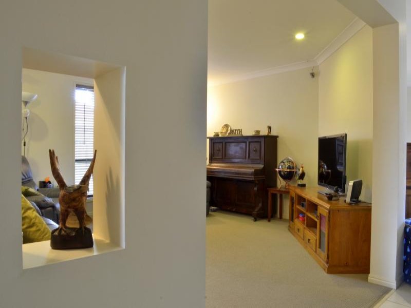 64 Constellation Drive, Loganholme, QLD 4129 - realestate.com.au