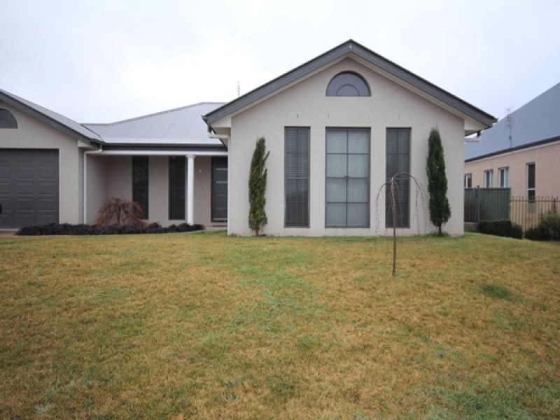 14 Brennan Crescent, Oberon, NSW 2787 - Property Details