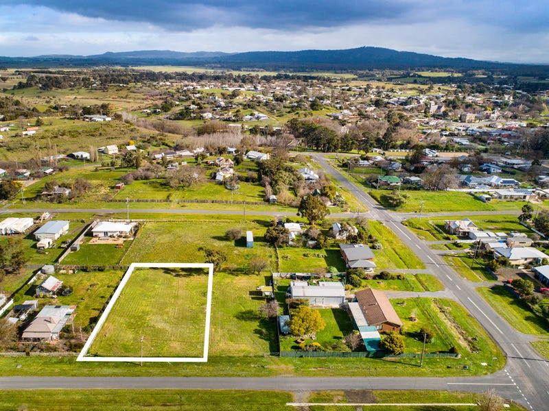 14 Smeaton Road, Clunes, Vic 3370 - realestate.com.au