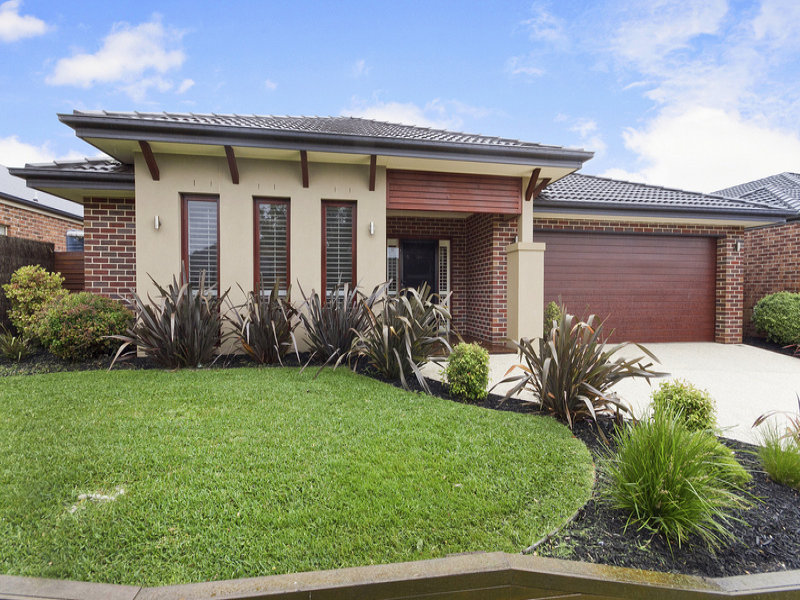 10 Misty Close, Berwick, VIC 3806 - realestate.com.au