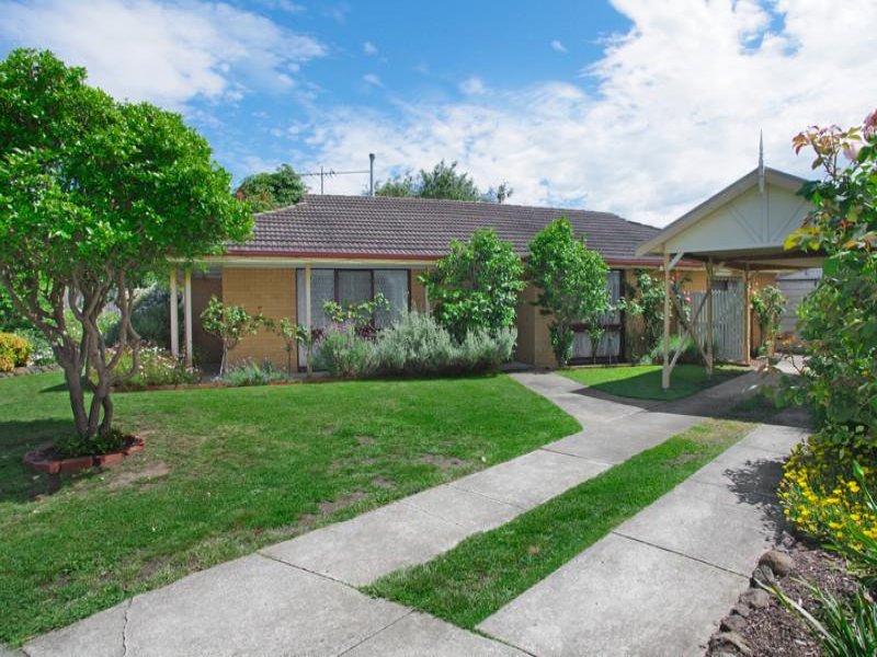 4 Edith Court, Belmont, Vic 3216 - Property Details