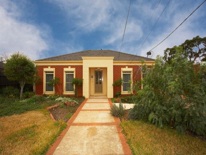 6 Manorvale Parade, Werribee, Vic 3030 - Property Details