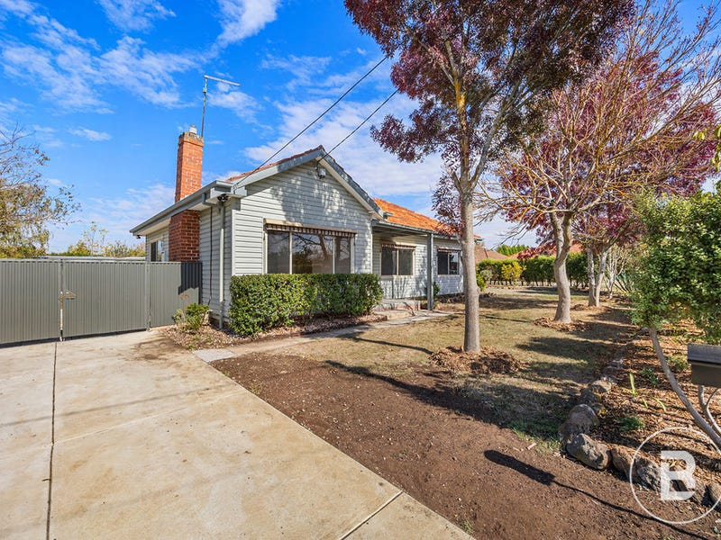 7 Poplar Street, Wendouree, Vic 3355 - Property Details