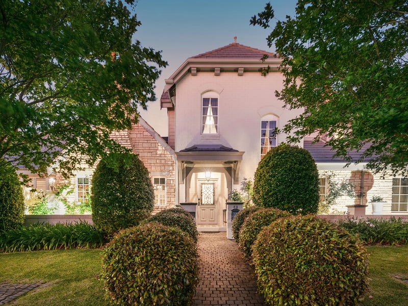 52 Searle Road, Ardross, WA 6153 - Property Details