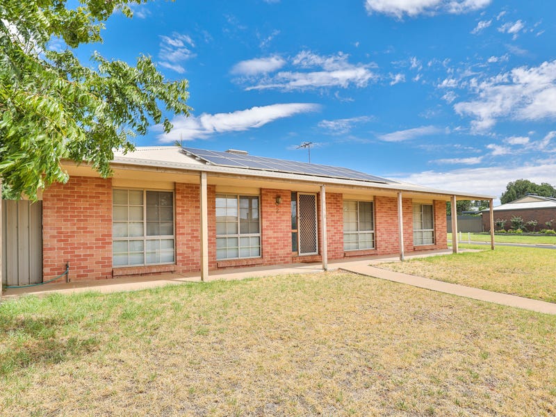 2 Tower Court, Buronga, NSW 2739 - Property Details