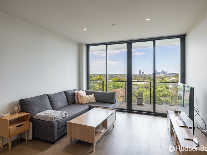 209/5 Elgar Court, Doncaster, Vic 3108 - Property Details