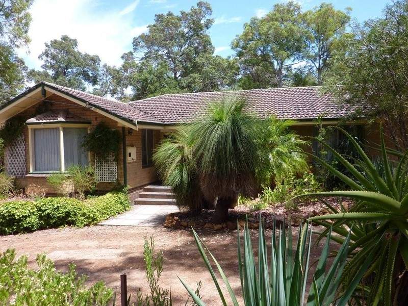 92 Holden Road, Roleystone, WA 6111 - Property Details