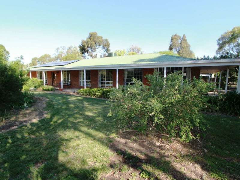 16 Catona Cres, Cobram, VIC 3644 - realestate.com.au