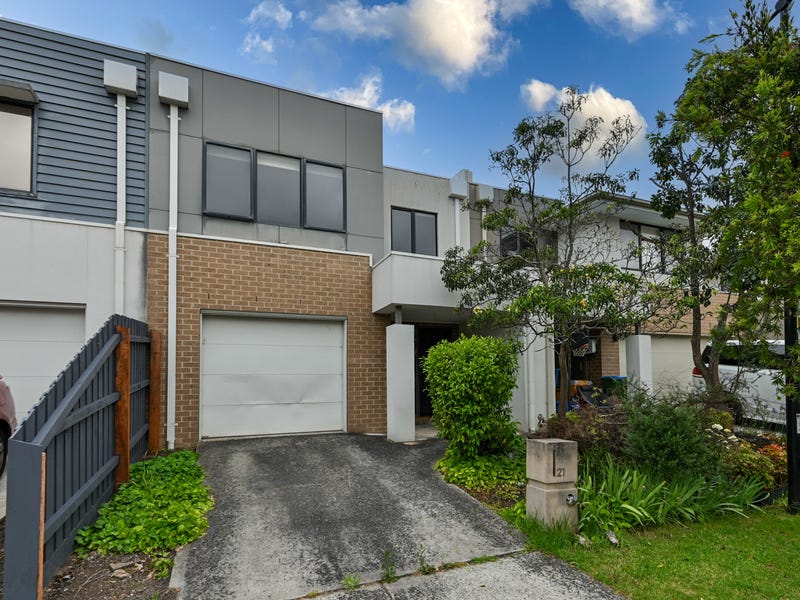 21 Spriggs Drive, Croydon, VIC 3136 - realestate.com.au