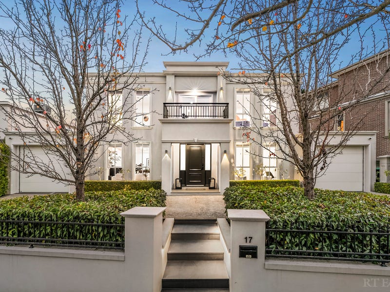 17 Lachlan Grange, Bulleen, Vic 3105 - Property Details